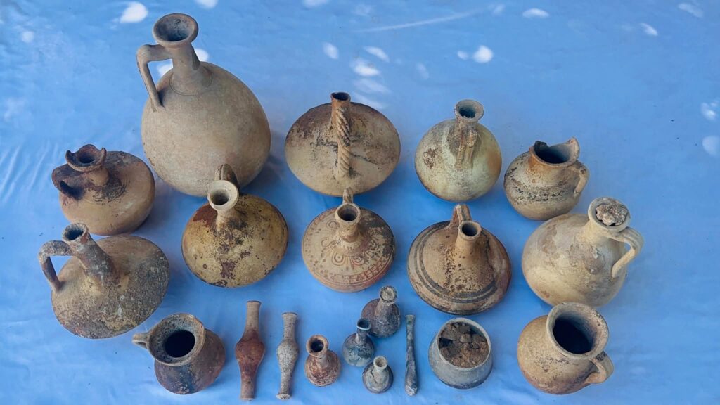 Gazimağusa Limanı’nda Hellenistik Döneme Ait Antik Kaya Mezar Gün ...